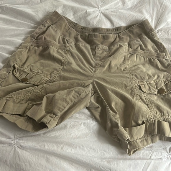 Shorts | Beige Cargo Shorts | Poshmark
